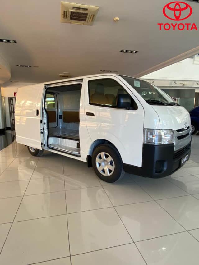 Toyota Hiace VAN 3P | TOYOTA TUNISIE